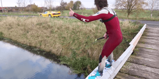 Bro Uses Farrari F50 To Wakeboard